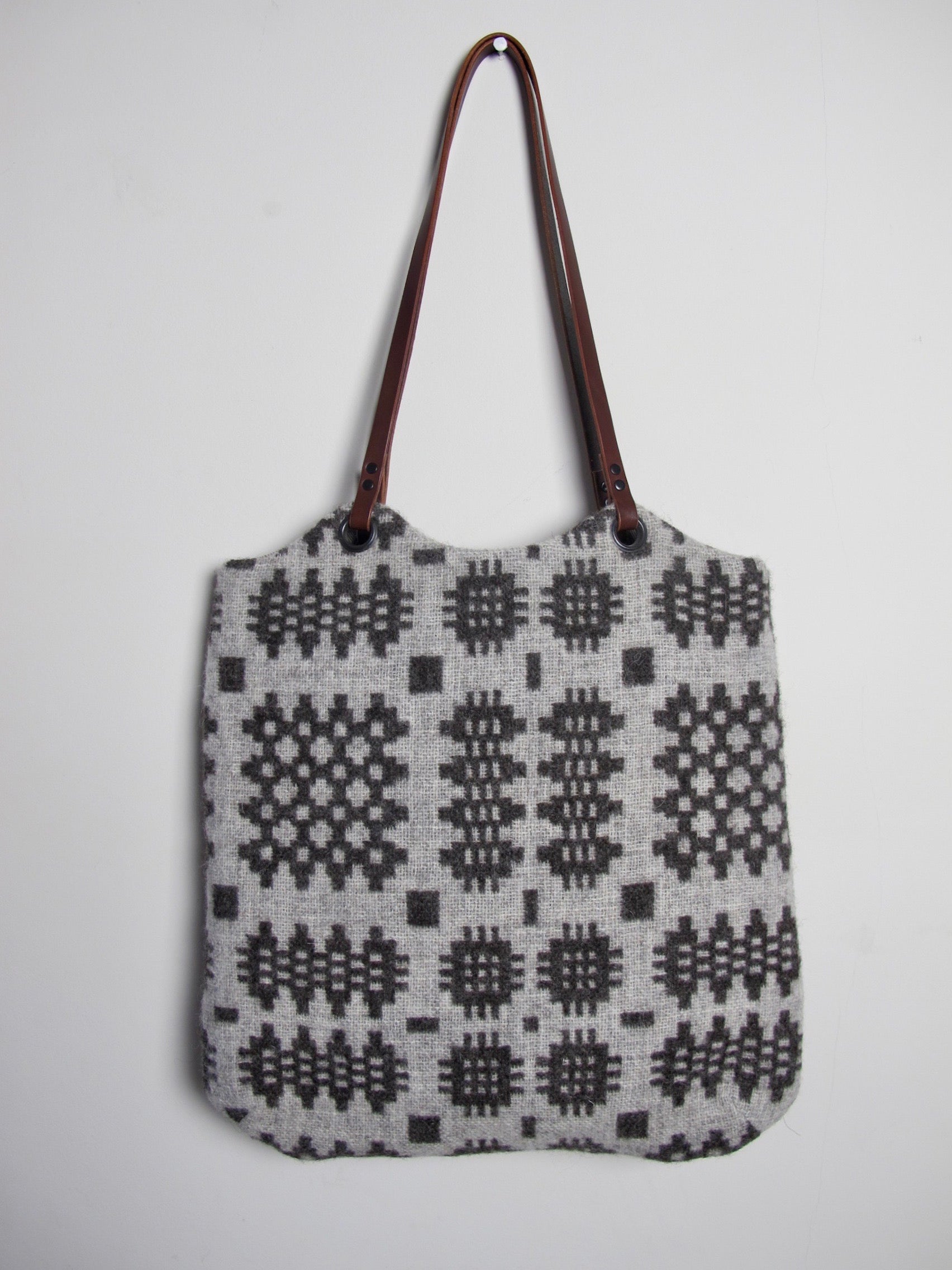 Tapestry Tote Bags – THE WELSH GIRL